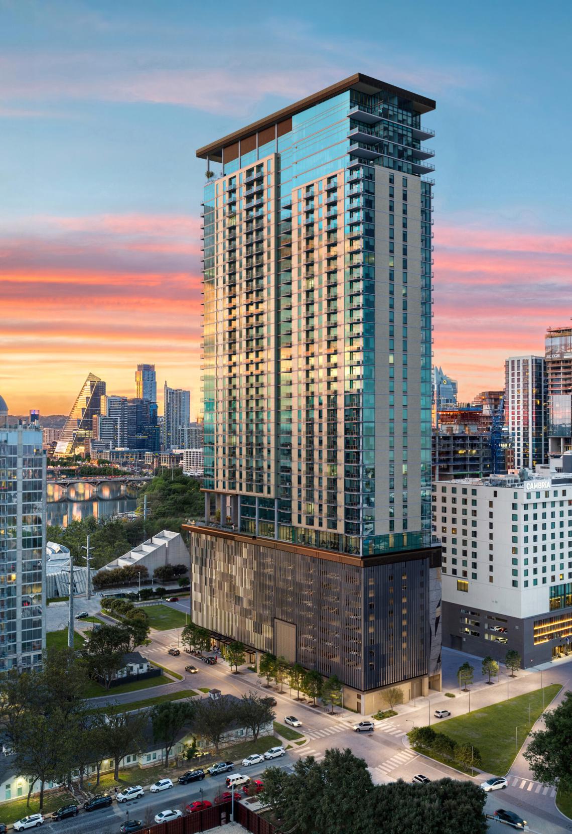 700 River tower tops out in Rainey | Urbanize Austin